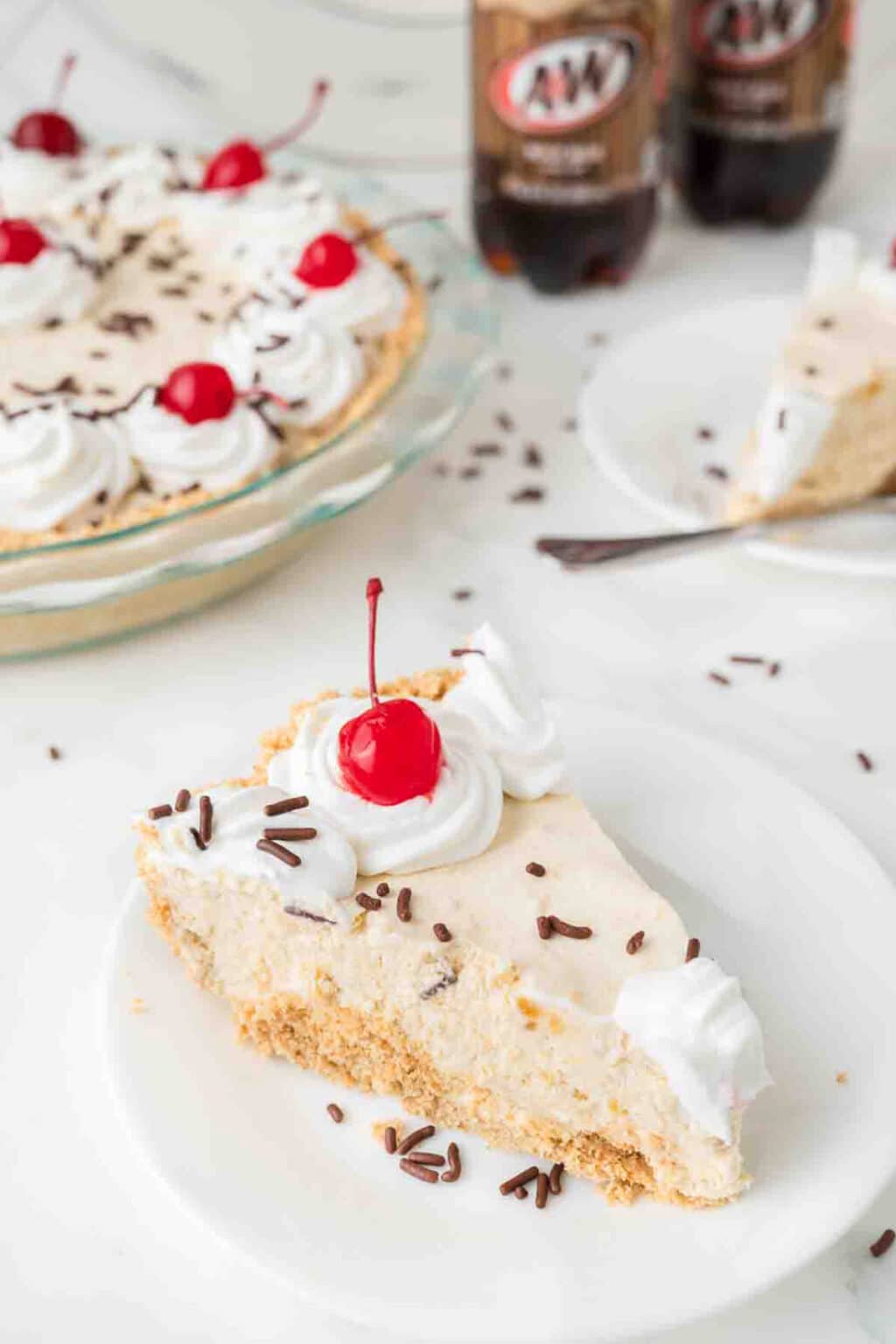 Root Beer Float Pie - Balancing Motherhood